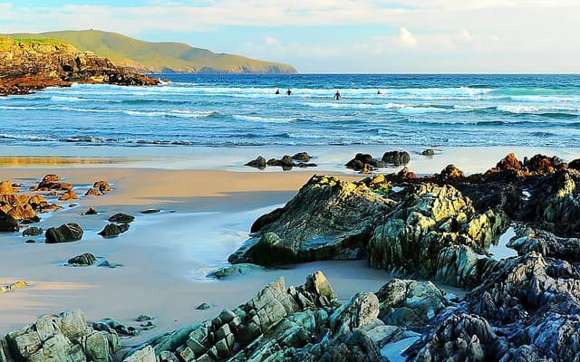 Ireland Taxi Tour | Private Taxi Tours & Dublin Airport Transfers ...